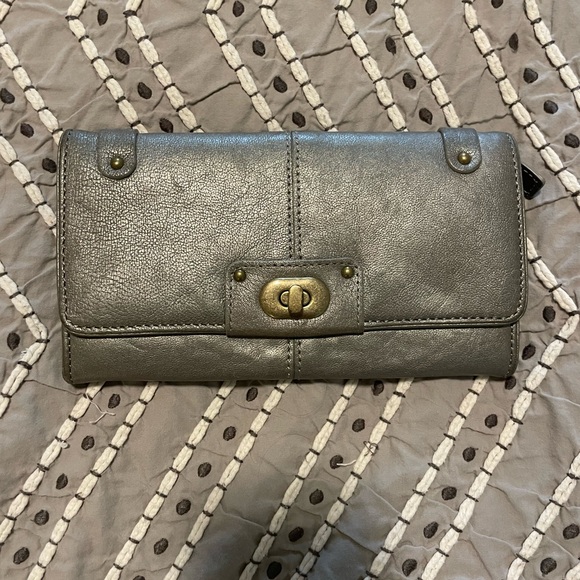 Banana Republic | Accessories | Big Silver Leather Banana Wallet | Poshmark